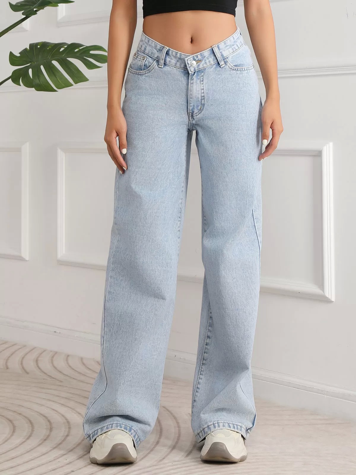 Solid Pocket High Rise Zipper Fly Jeans | DRESSIN